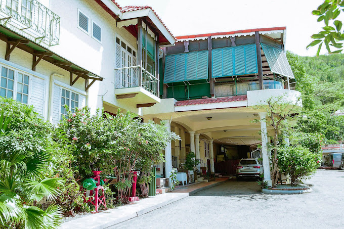 Alhambra Inn - Connecting Jamaica