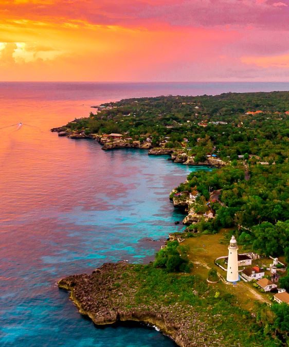 Negril Lighthouse - Connecting Jamaica